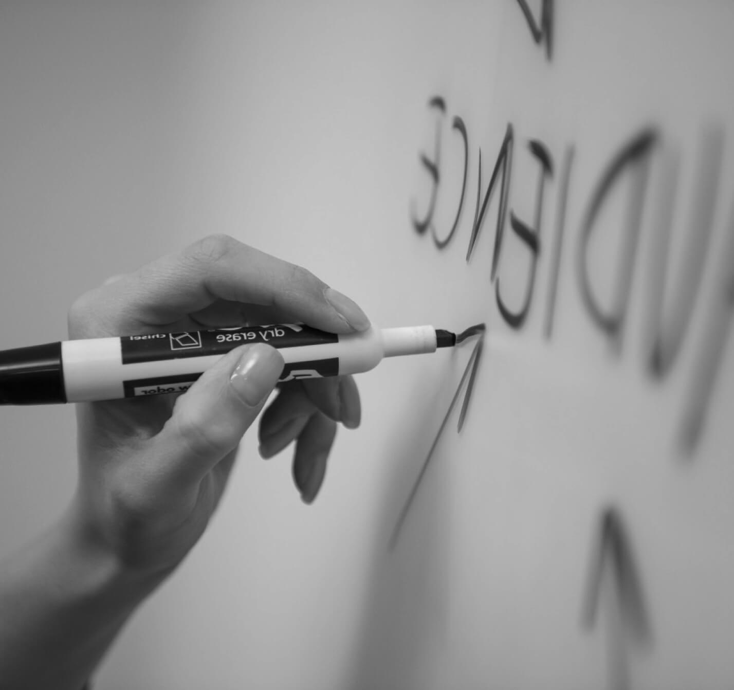 Transform Leads into Customers with Inbound Marketing Services